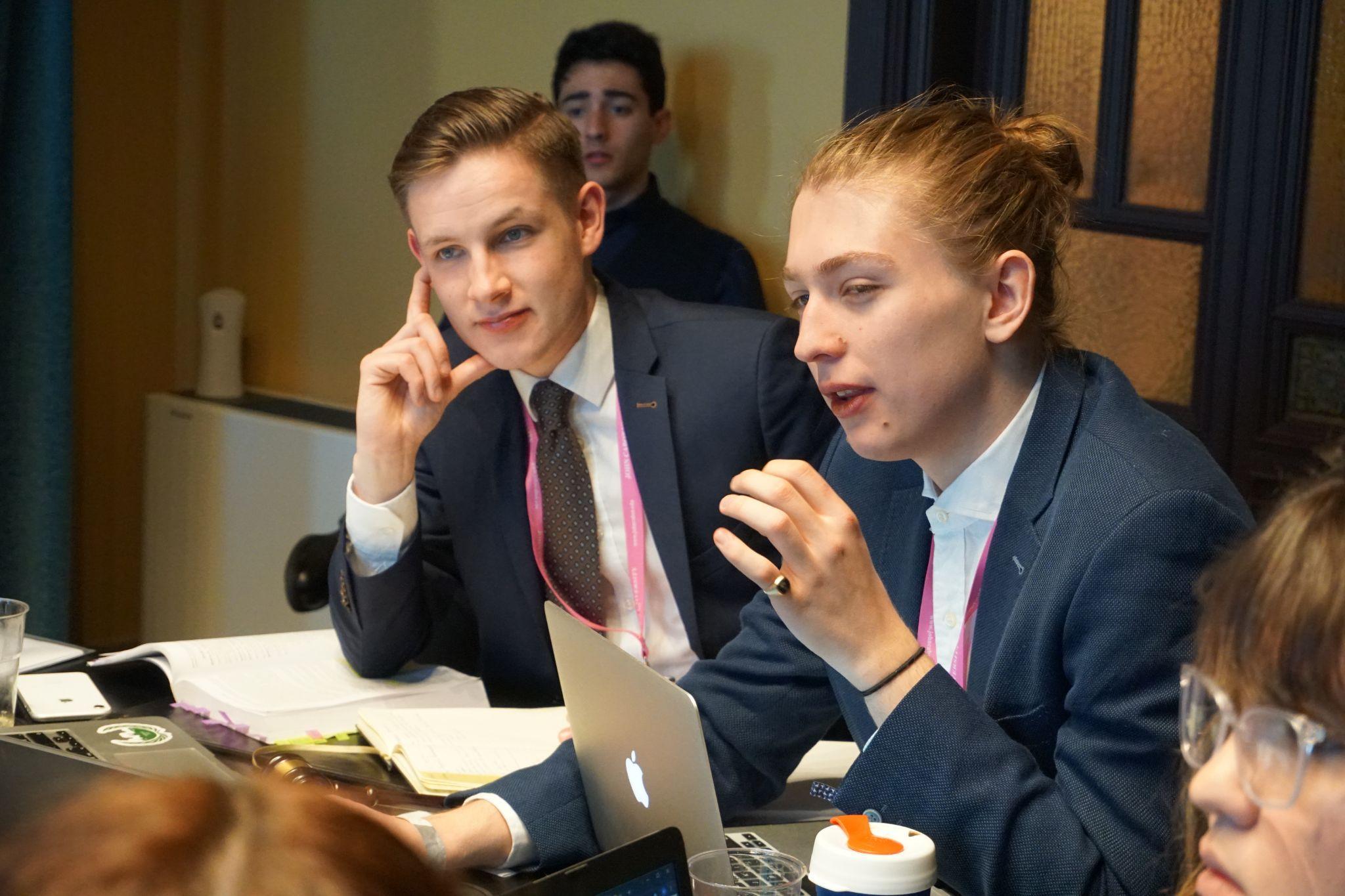 3 Ways Debate Club Can Support Your Studies at Our University in Italy